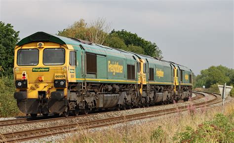 Westbury Img4501 Three Class 66 66551 66565 66554 Gerald Flickr