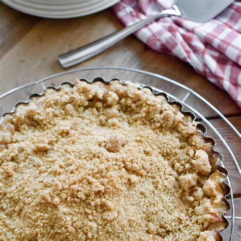 Deep Dish Dutch Apple Pie Lane Bakery