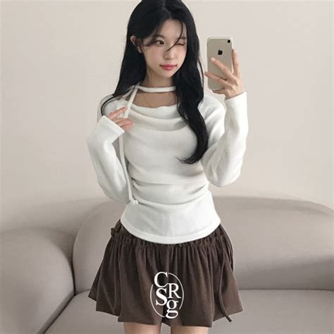 크림슈가 겉기모 연말주인공 엘라 홀터넥 셔링 긴팔티셔츠