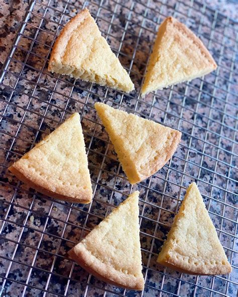 Easy Lemon Shortbread Recipe