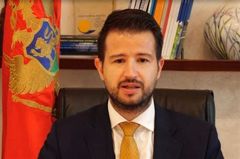 Mediat Shkruajnë Për Presidentin Proserb Të Malit Të Zi E Mbështeti Edhe Shesheli Kosova Sot
