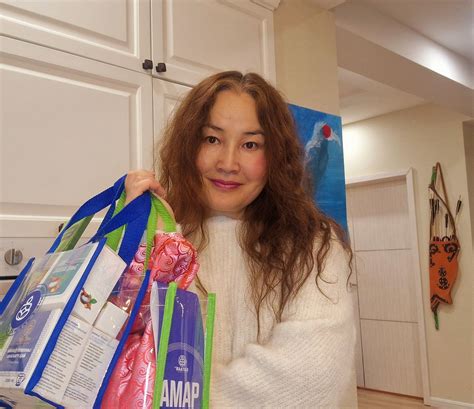 Эмүжин Хүүе ээ ийм хөдөлмөрч байх юм уу Баянчандманьд