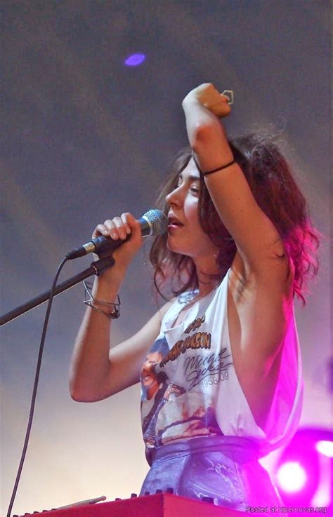 Mulheres Peludas Axilas Peludas Fotos
