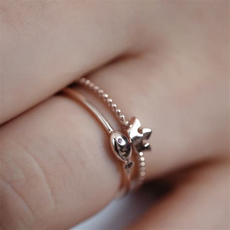 14k 루비 왕관 물고기 두줄 반지 369 460원 아몬즈 주얼리