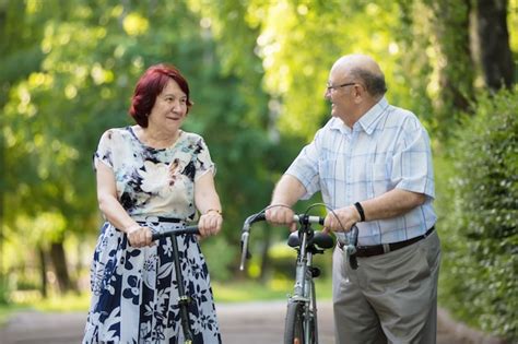 Premium Photo Happy Elderly Couple Handsome Man And Woman Senior
