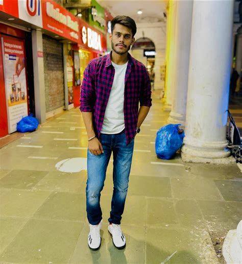 Abhishek Singh Simple And Clean😉 Instagram