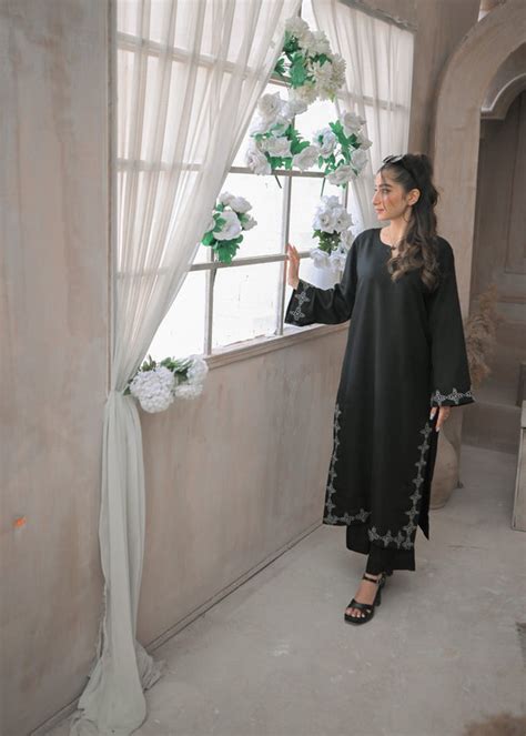 Co Ord Sets In Black By Zauk Clf5521 Laampk