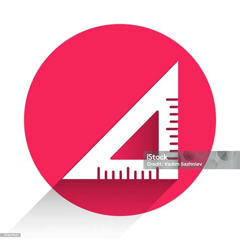 긴 그림자로 격리된 흰색 삼각형 눈금자 아이콘입니다 스트레이트 엣지 기호입니다 기하학적 기호 빨간색 원 버튼입니다 벡터 3차원 형태에 대한 스톡 벡터 아트 및 기타 이미지