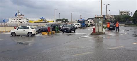 Super Green Pass Per Lo Stretto Di Messina Serrati Controlli Agli