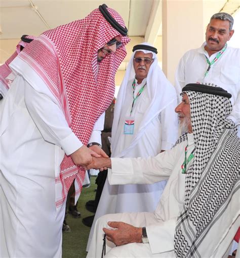 الأمير فيصل بن خالد بن سلطان يستقبل الدفعة الأولى من الحجاج العراقيين