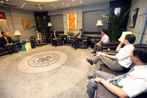 宁滨校长会见日本铁道综合技术研究所理事河合笃一行 图文 北京交通大学新闻网