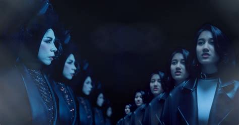 Lirik Lagu Bertemu Kembali” Melly Goeslaw Dan Nike Ardilla