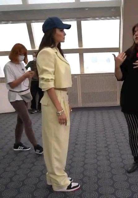 Linda adlı kullanıcının My Style panosundaki Pin Stil kıyafetler