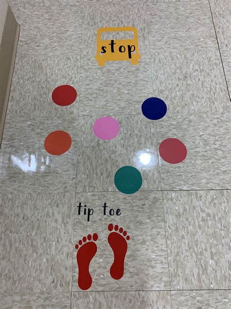 Tip Toe Toes Dots Tips