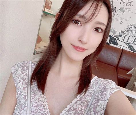 從東京熱出道，逆襲成為一線女神，卻又異常低調—森澤佳奈（飯岡佳柰子）