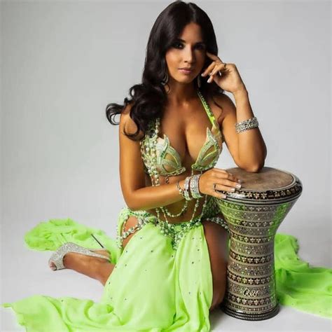 Beautiful Bellydancer Yasmeenadance Bellydance Bellydancer