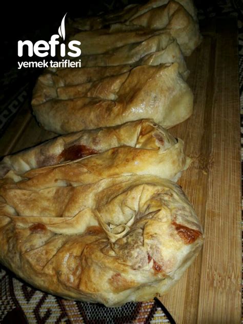 Hazır Yufka İle Peynirli Kol Boreği Nefis Yemek Tarifleri