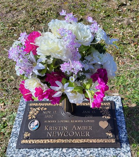 Kristin Amber Newcomer 1982 2015 Find A Grave Memorial
