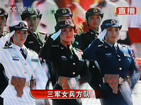 英姿飒爽的女兵方队新浪图集新浪网
