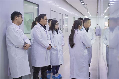 生命科学技术学院党委书记顾建平一行赴苏州走访看望校友 综合新闻 上海交通大学生命科学技术学院