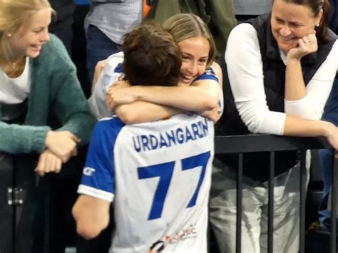 Pablo Urdangarín su apasionado beso a Johanna Zott para celebrar su última y trabajada victoria