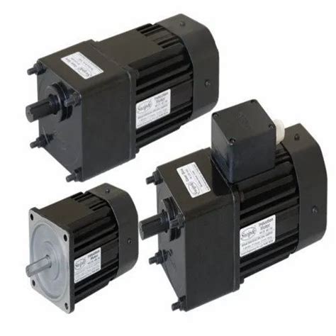 Swipfe Flange 3 Phase Induction Motors With Gearbox 60 Watt Voltage