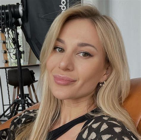 Darina Litvinova Biography 27 Photos Age Height Real Name