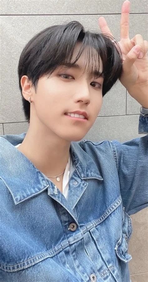 K Pop Music Ji Sung Lee Know Photo Cards Bangs Stray Kpop