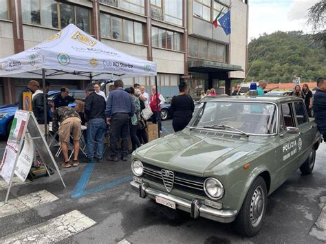 Autoraduno Ruote Nella Storia Di Aci A Massa Carrara Auto E Moto Storiche Ansa It