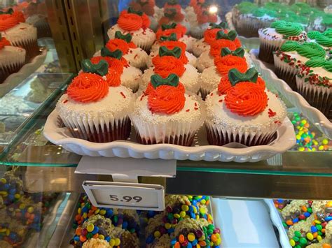 Holiday Treats Arrive At Disneyland Resort Confectionery Locations