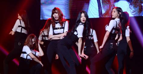 [포토] 나인뮤지스 큰 키에 도시녀~