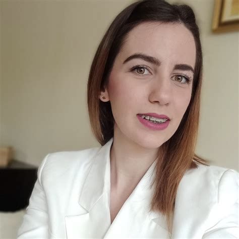 Изабел Крумова Алумни Клуб Славянска филология