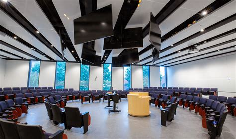 Classroom In The Round Campus Instructional Facility