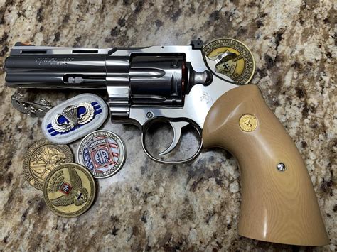 Python Culina Grips Have Arrived I Need A Better Camera Colt Forum
