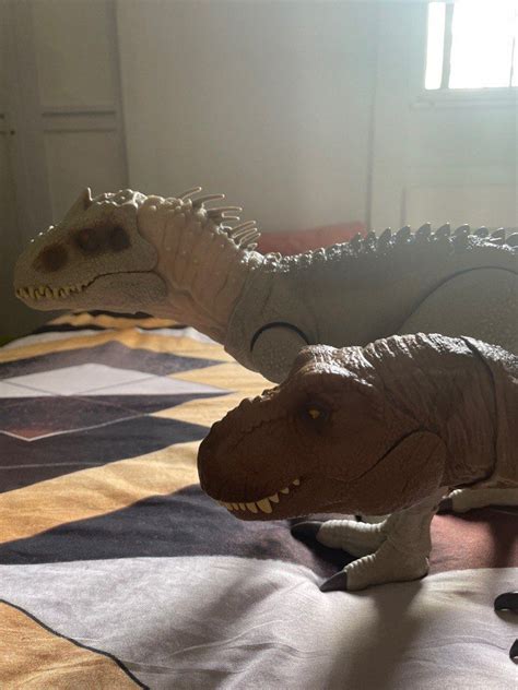 Jurassic World Trex Indominus Rex Mattel Hobbies And Toys Toys And Games
