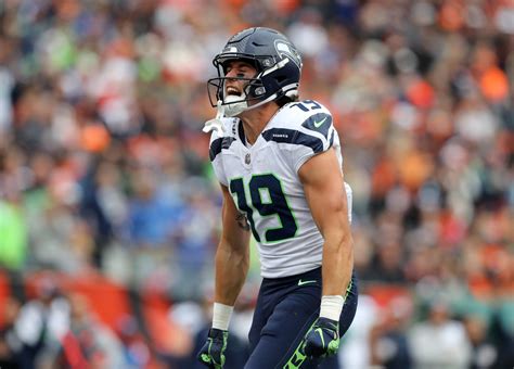 Seattle Seahawks Jake Bobo Getting In Groove Carving Out Larger