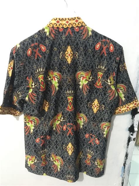 Kemeja Batik Papua Corak Burung Cendrawasih Fesyen Pria Pakaian