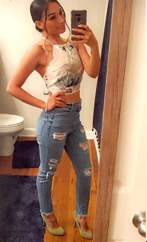 Samantha Romans Feet