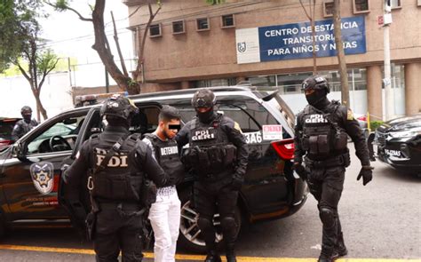 Capturan En Cancún A Hugo N Alias El Huguito Supuesto Líder De La
