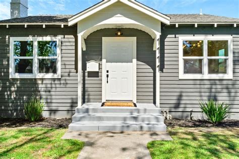 1111 E Vassar Ave Fresno Ca 93704 See Est Value Schools And More