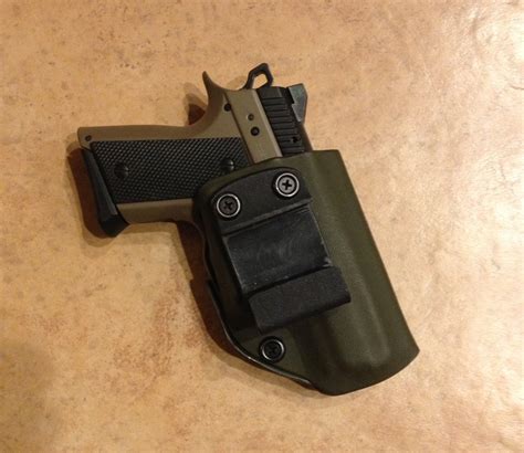 Cz 2075 Rami Bd Decocker Big Gun Performance In A Sub Compact Dasa