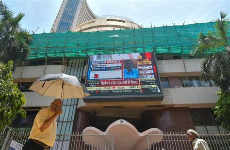 Sensex Plunges 318 Pts Infosys And Jsw Steel Top Losers Ibtimes India