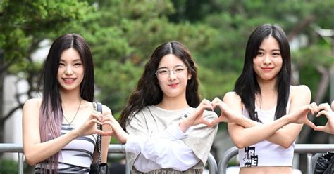 있지 예지 리아 류진합동 하트 사진