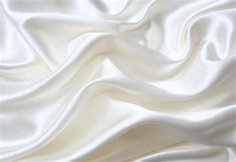 El color blanco fino y elegante Melissa López 360