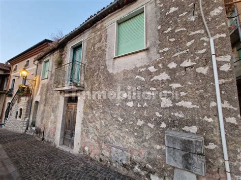 Vendita Villa A Schiera In Via Del Barbacane 5 Teggiano Da