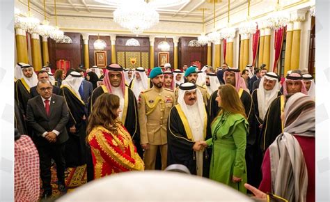 جلالة الملك المعظم يستقبل أهالي المحافظة الشمالية للتهنئة بمناسبة شهر