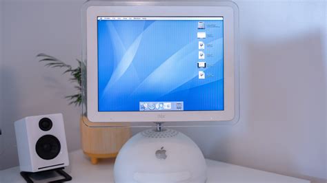 Using A G4 Imac In 2023 To Mark Its 20th Anniversary A Still Spectacular Mac Imore