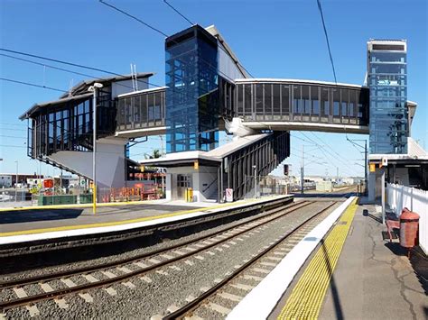 Project Queensland Rail Geebung Rail Overpass Sun Engineering