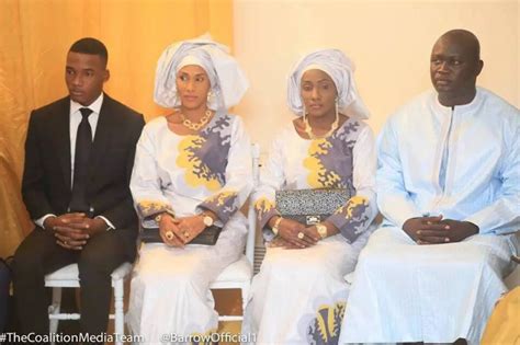 Conheça as esposas parecidas do novo presidente da Gâmbia Adama Barrow