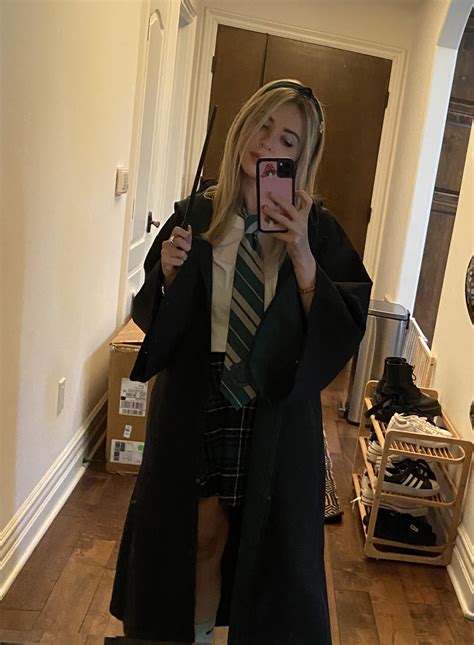 Todays Mirror Pic R Alisonwonderlandhot